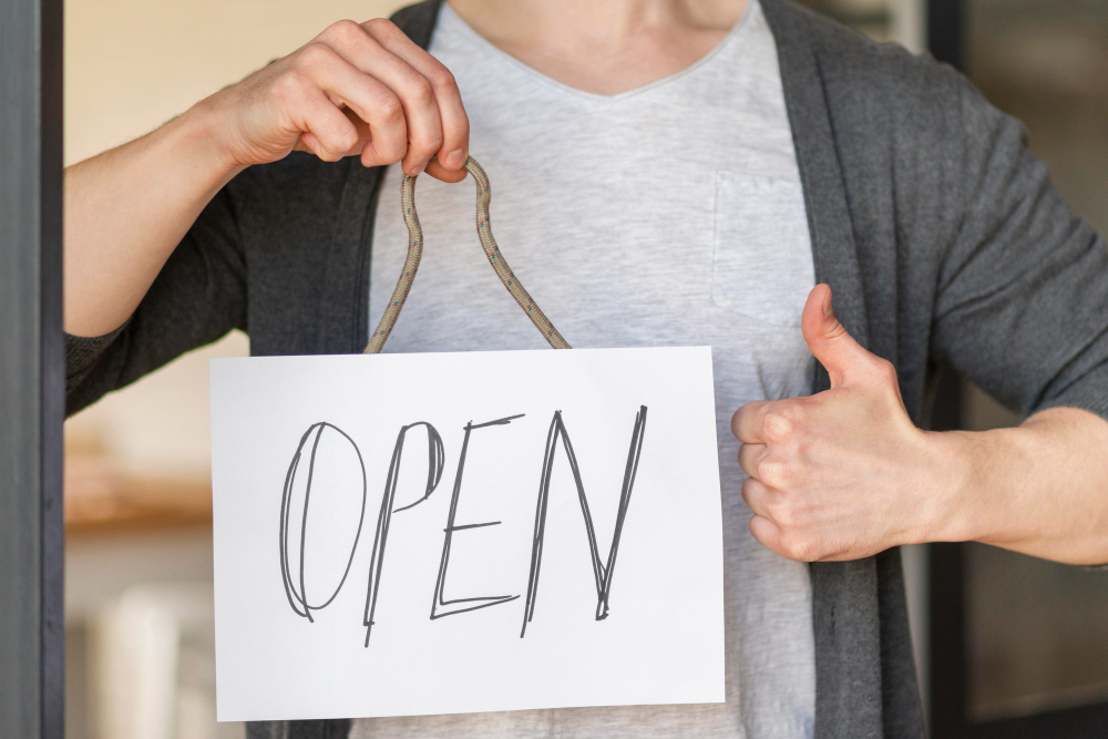 A Smooth Start: Soft Opening Tips for Restaurant Newbies
